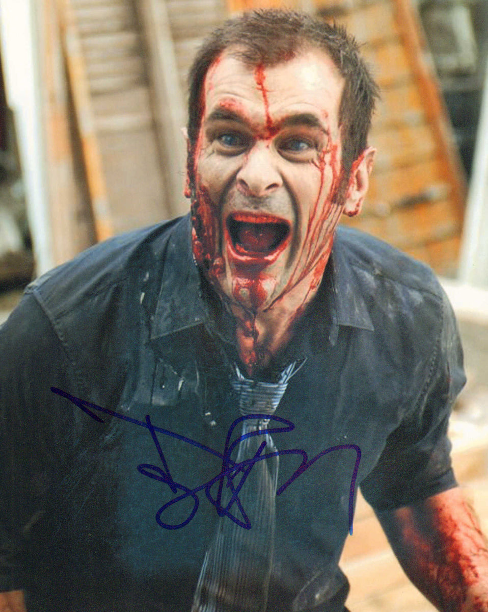 Ty Burrell as Steve in Dawn of the Dead Signed 8x10 Photo – SWAU Auction