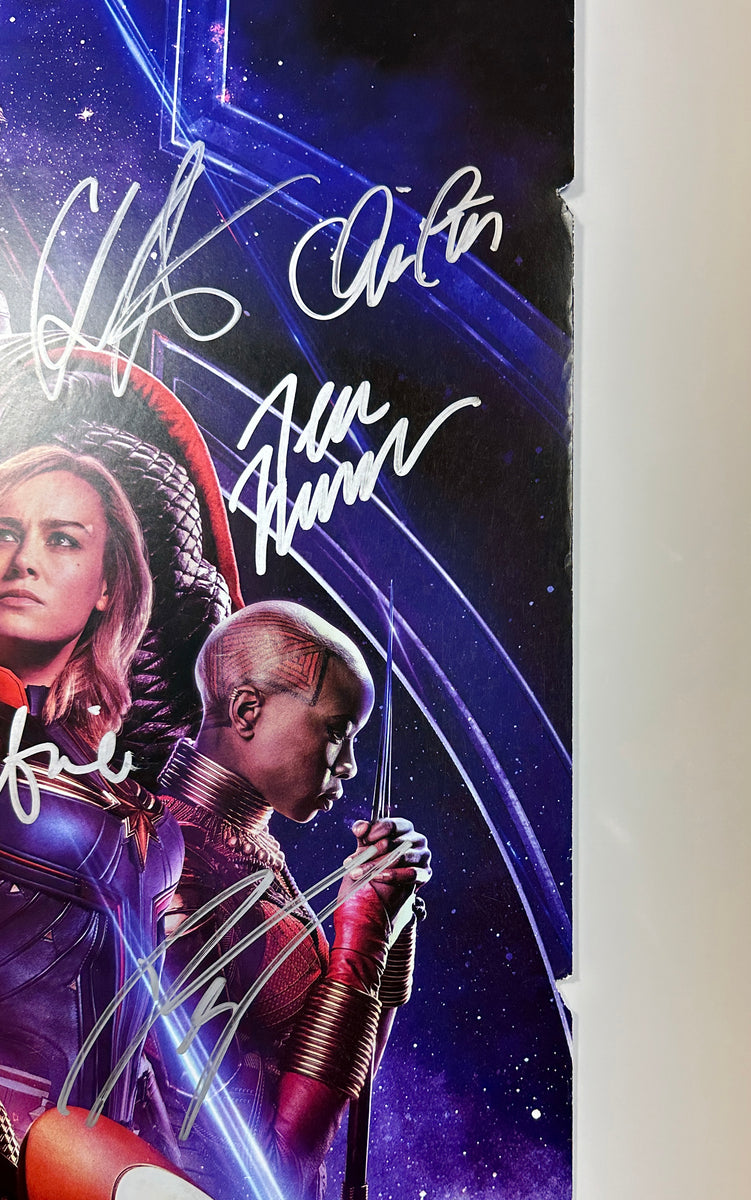 Avengers: Endgame 27x40 Poster Signed by Robert Downey Jr., Scarlett J ...