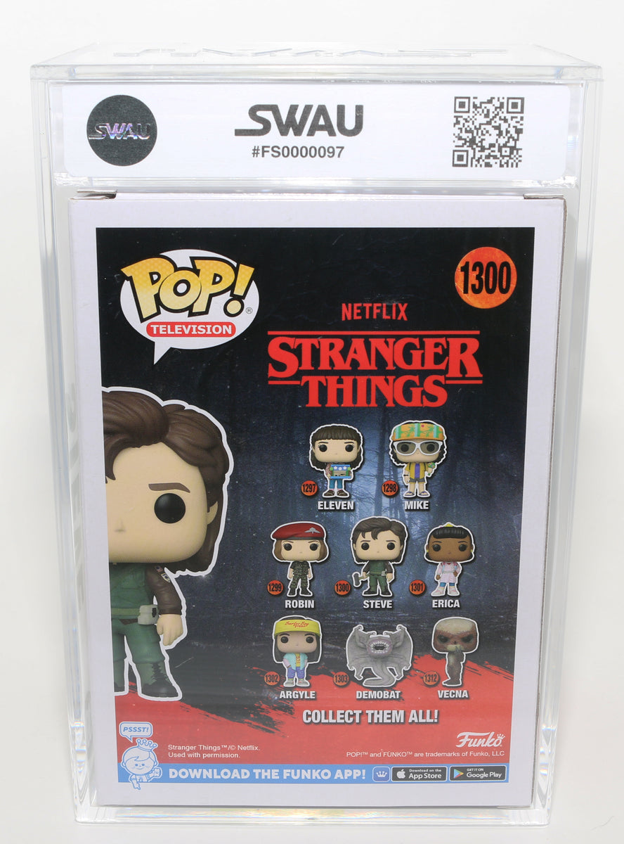 Steve Harrington in Stranger Things (SWAU Encapsulated Grade 8 / Auto ...