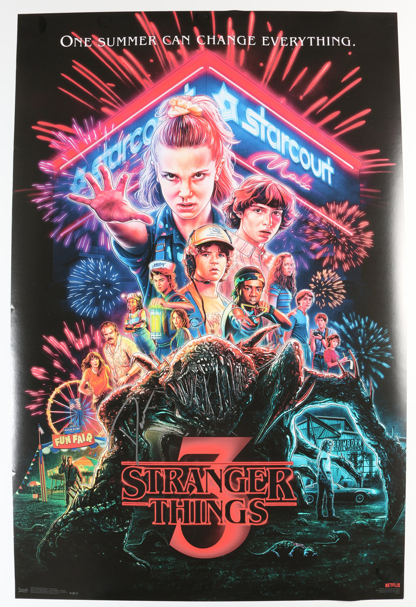 David Harbour as Jim Hopper in Stranger Things (SWAU) Signed 22x34 Pos ...