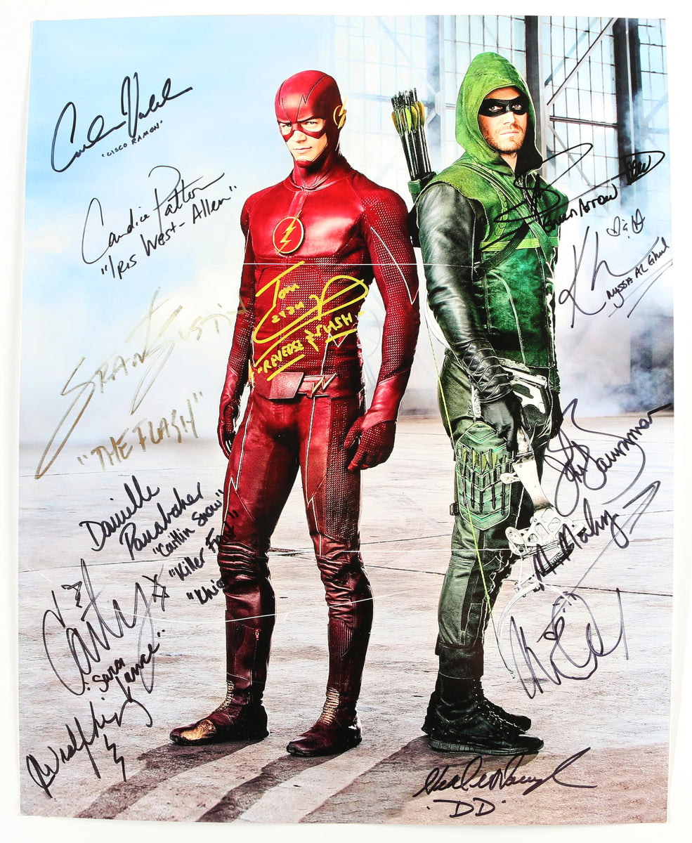 Arrowverse The Flash / Green Arrow CW 16x20 Photo Cast Signed by Steph ...
