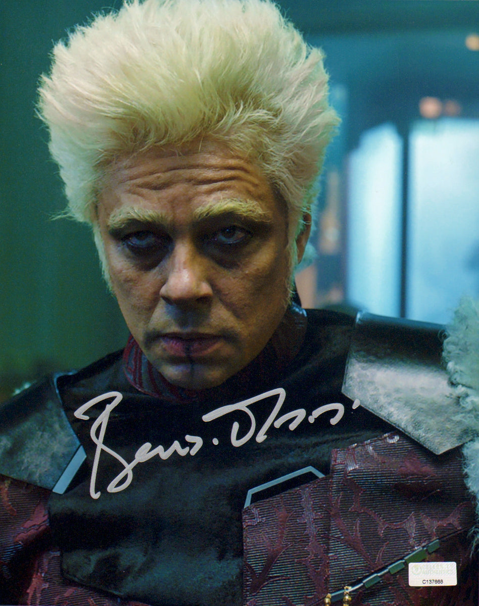 Benicio del Toro as Taneleer Tivan The Collector in Guardians of the G ...