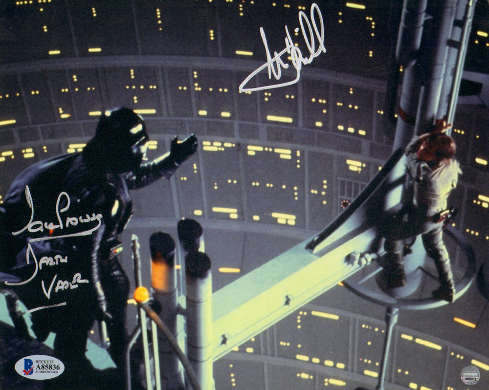 Mark Hamill as Luke Skywalker and Dave Prowse as Darth Vader in Star W ...