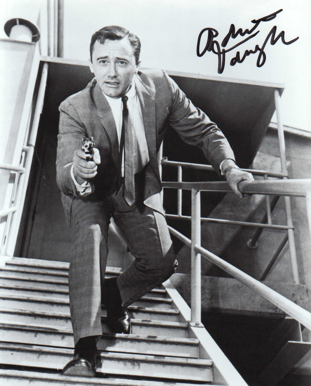 Robert Vaughn as Napoleon Solo from Man from U.N.C.L.E. Signed 8x10 Ph – SWAU Auction