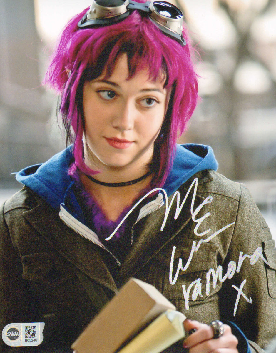 Mary Elizabeth Winstead as Ramona Flowers in Scott Pilgrim vs. the Wor ...