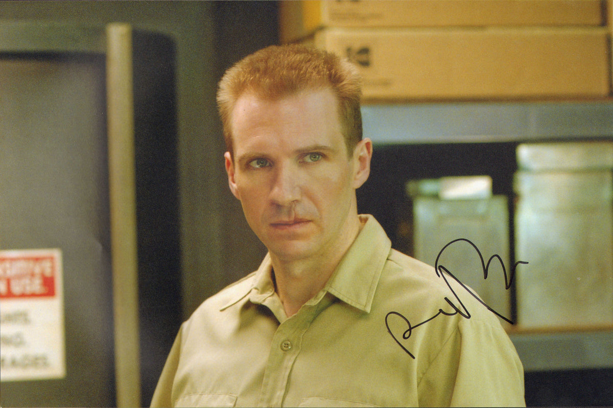 Ralph Fiennes as Francis Dolarhyde in Red Dragon Signed 8x12 Photo ...