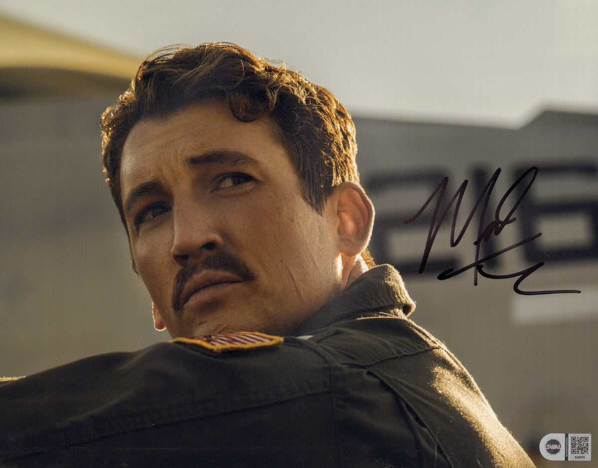 Miles Teller as Bradley "Rooster" Bradshaw in Top Gun: Maverick (SWAU ...