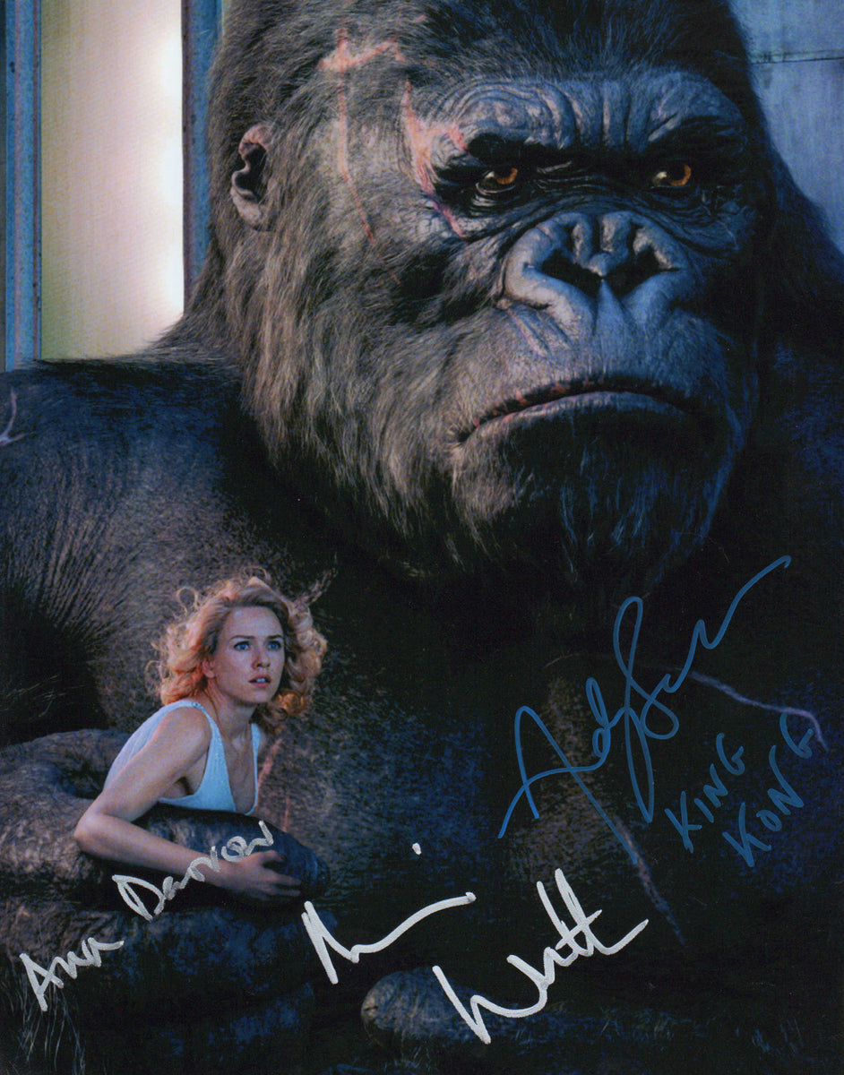 Naomi Watts as Ann Darrow & Andy Serkis as King Kong in Peter Jackson ...