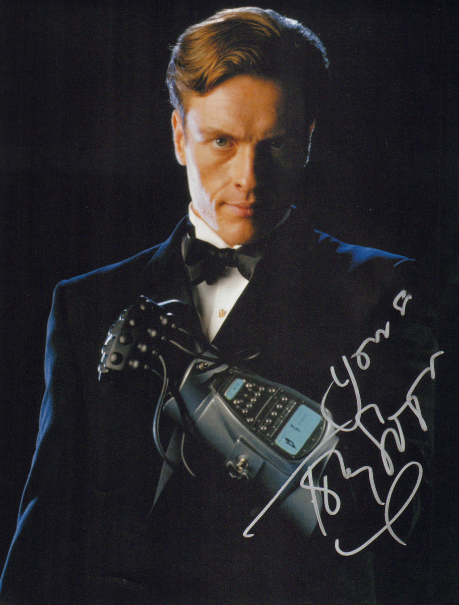 Toby Stephens as Gustav Graves in James Bond 007: Die Another Day Sign ...