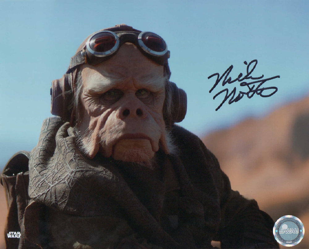 Nick Nolte as Kuiil in Star Wars: The Mandalorian (SWAU) Signed 8x10 P ...