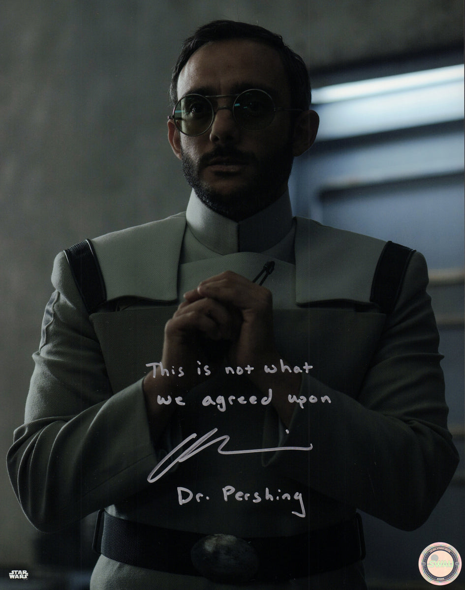 Omid Abtahi as Dr. Pershing in Star Wars: The Mandalorian (SWAU) Signe ...
