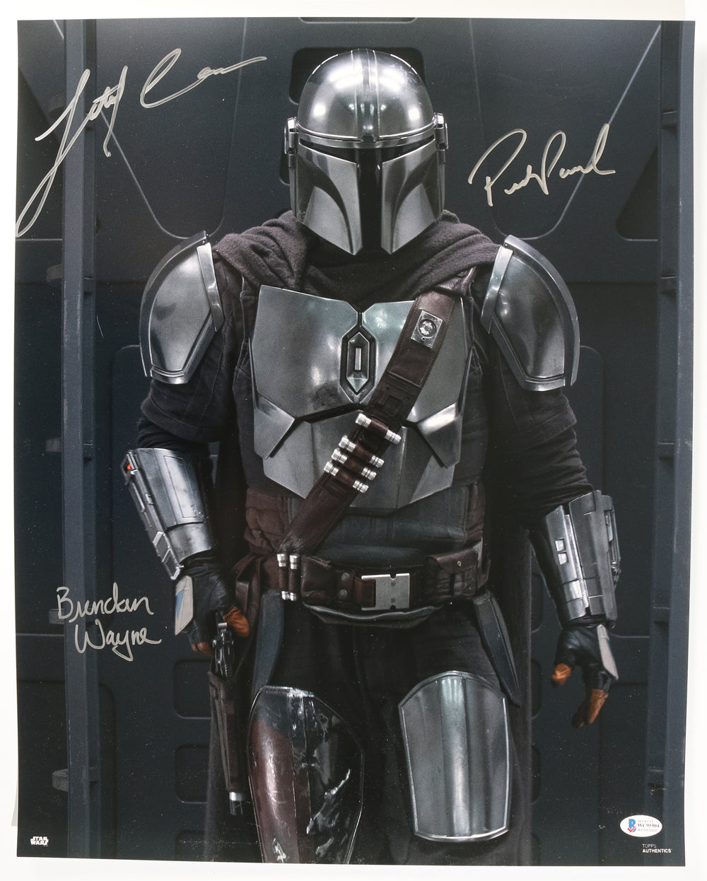 Pedro Pascal, Lateef Crowder, and Brendan Wayne as The Mandalorian in ...